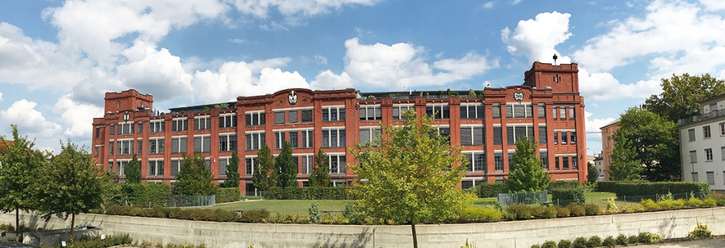 Gebäude-Ackermann - Simple Dress by Tanja Müller